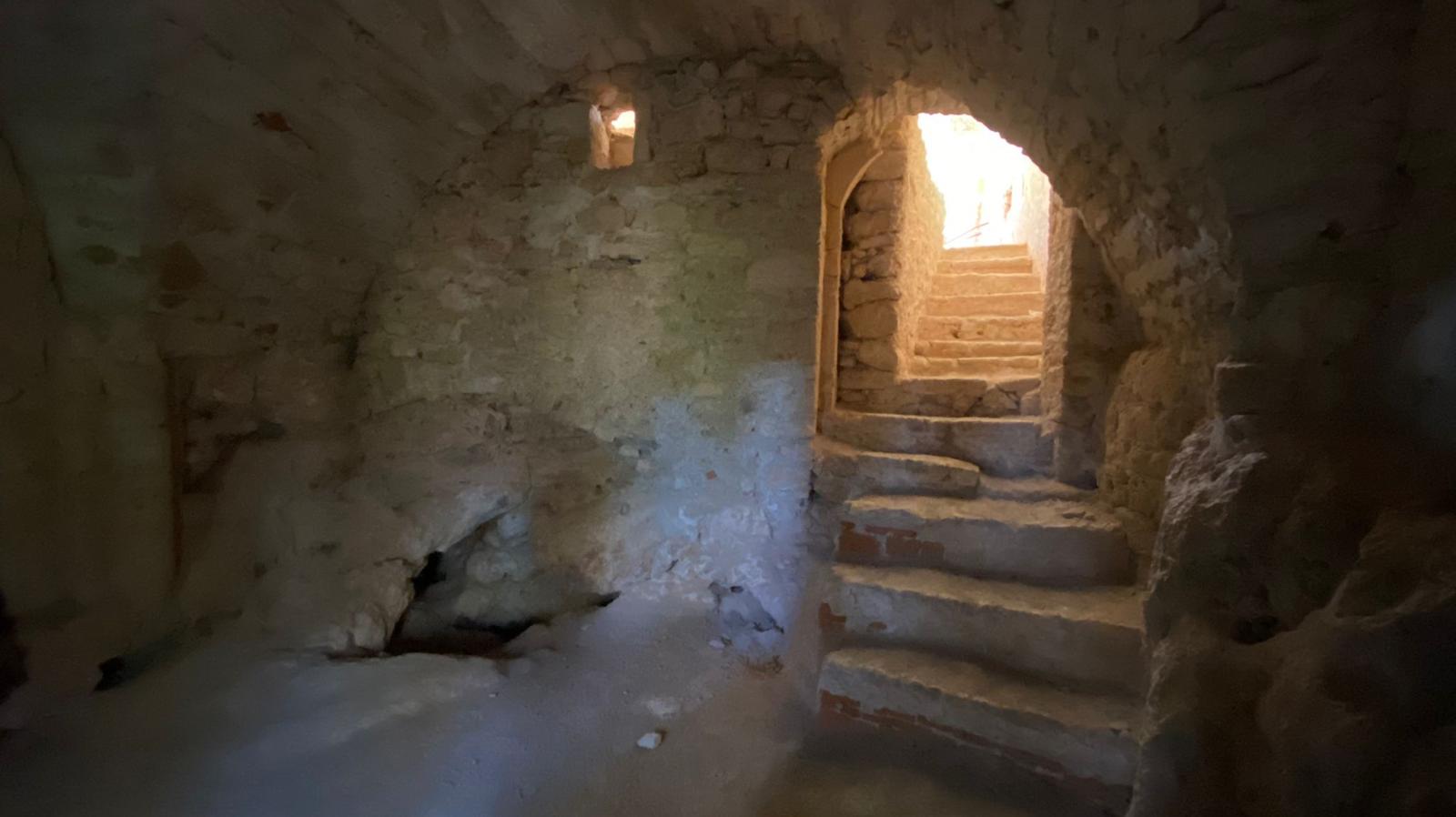 Anello delle Grotte di Montesordo – Finalehiking